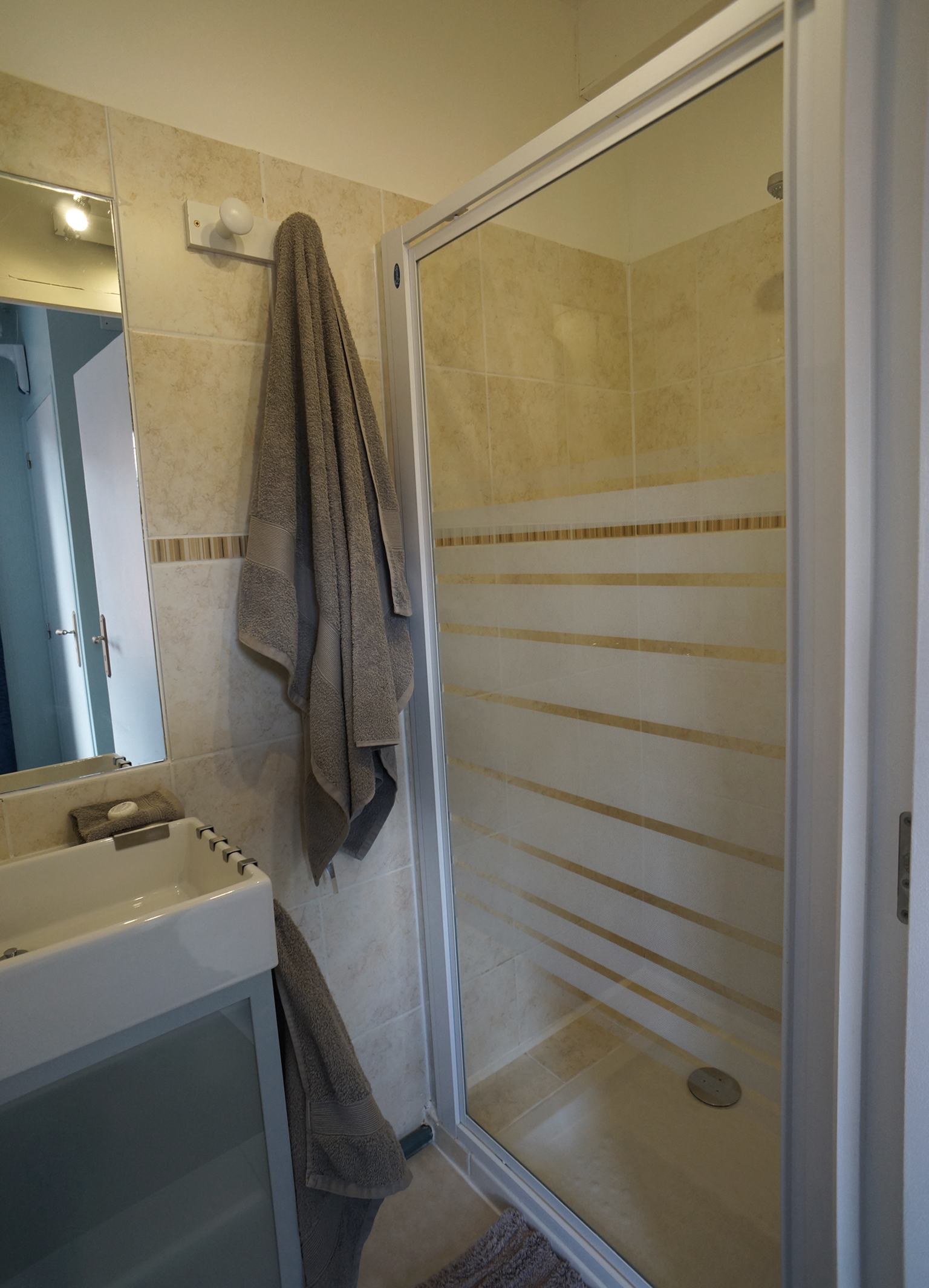 Bedrooms – Silent Picket